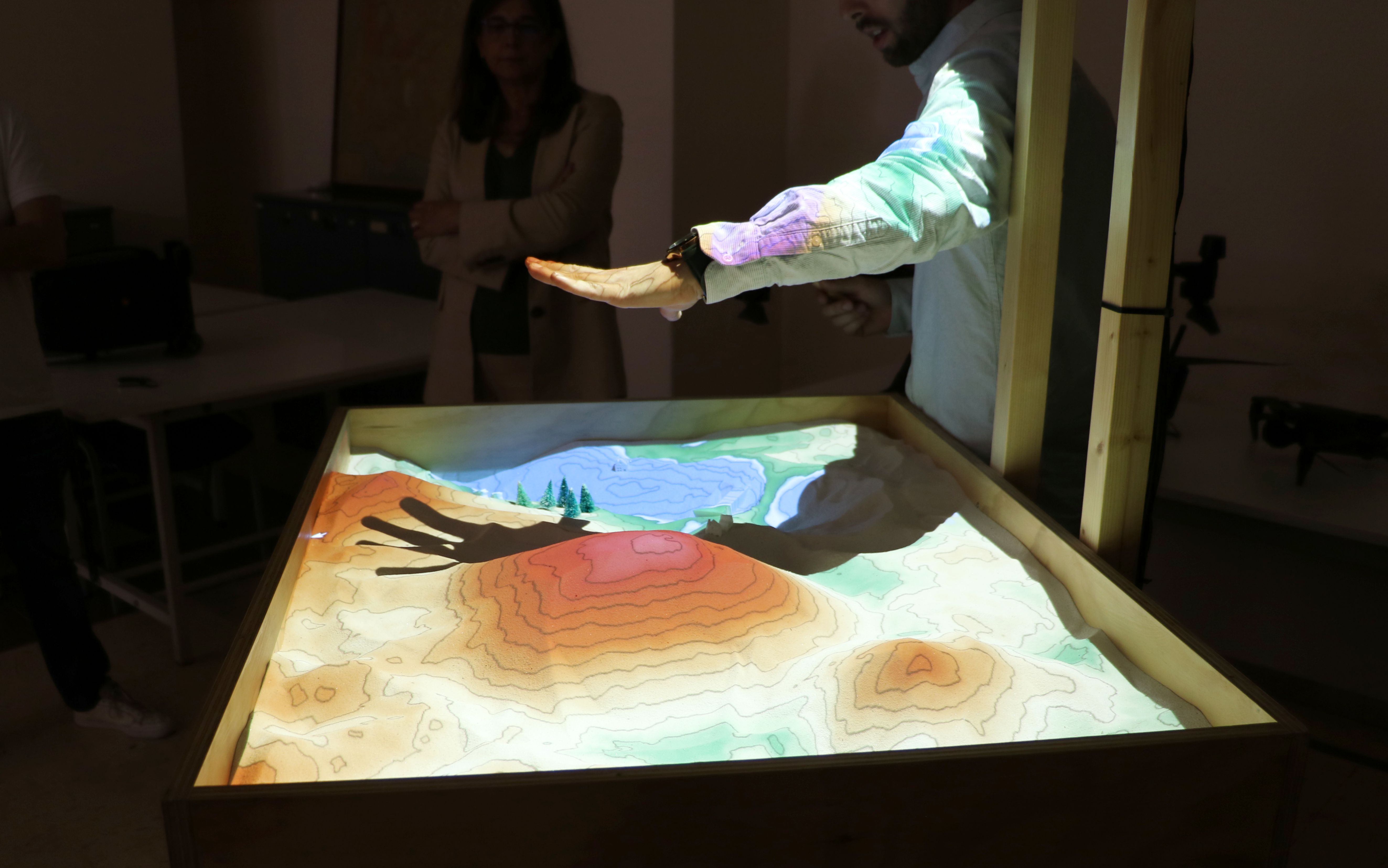 La ULE transforma la enseñanza de Geografía con un mapa 3D manipulable ...